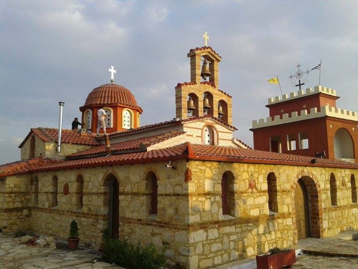 Η Ιερά Μονή Αγ. Σκέπης και Αγ. Παρασκευής στην ακριτική Ν.Βύσσα Εβρου ...