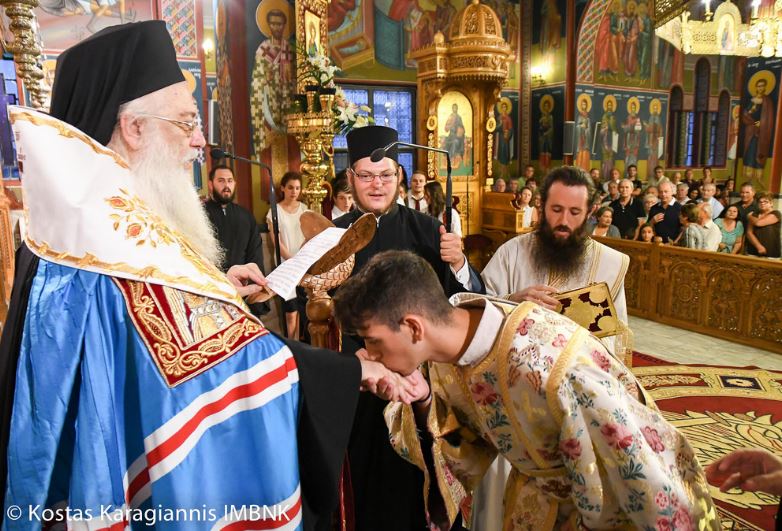 Η υποδοχή της ιεράς Εικόνος της Παναγίας της Γαλιλαίας από τα ...