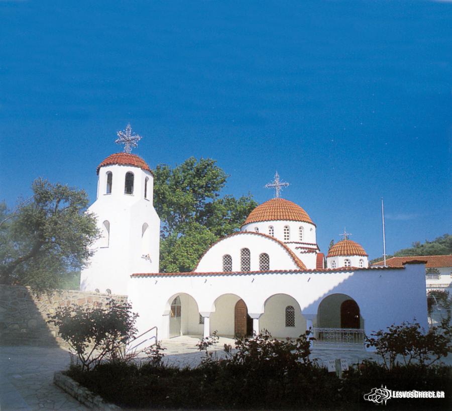 Εντυπωσιακής ομορφιάς η Μονή Αγίων Ραφαήλ, Νικολάου και Ειρήνης στη ...