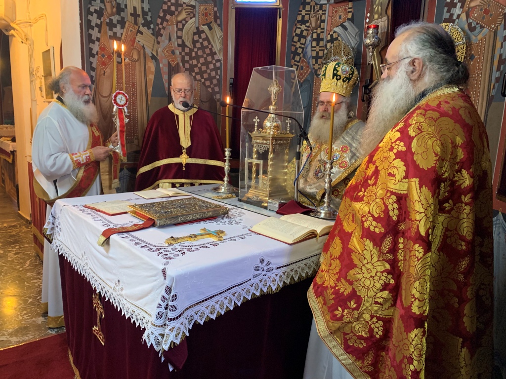 Ιεράπετρα: Χειροτονία Πρεσβυτέρου από τον Σητείας Κύριλλο - ΒΗΜΑ ...