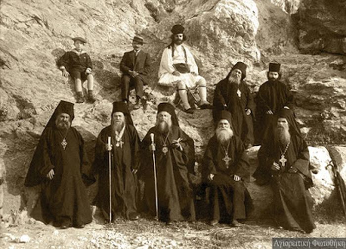 Αγιο Ορος- Ιστορικά ντοκουμέντα: Αγιορείτες στην Αθήνα - Βήμα Ορθοδοξίας