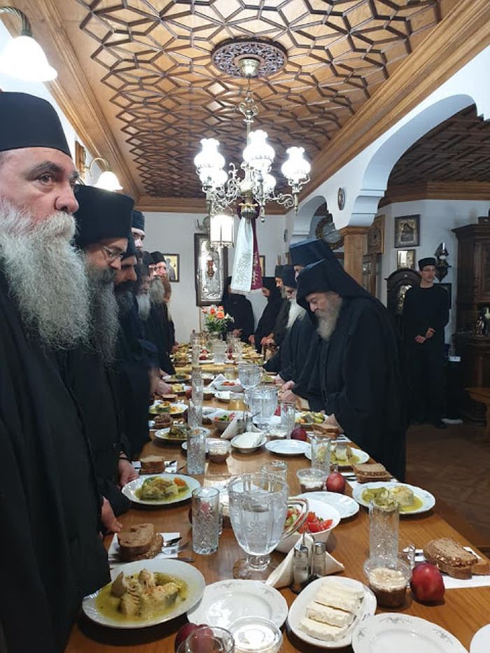 Αγιο Ορος: Πανηγύρισε η Ιερά Καλύβη των Αγίων Αναργύρων (ΒΙΝΤΕΟ & ΦΩΤΟ ...