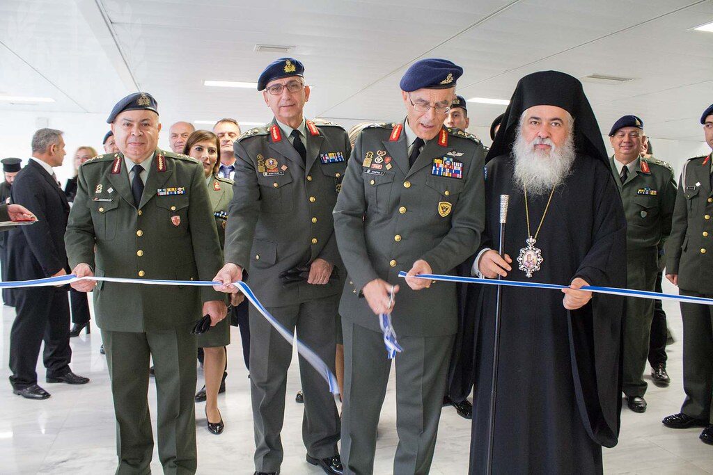 Εγκαίνια νέων τμημάτων στο 424 Στρατιωτικό Νοσοκομείο από τον Νεαπόλεως ...