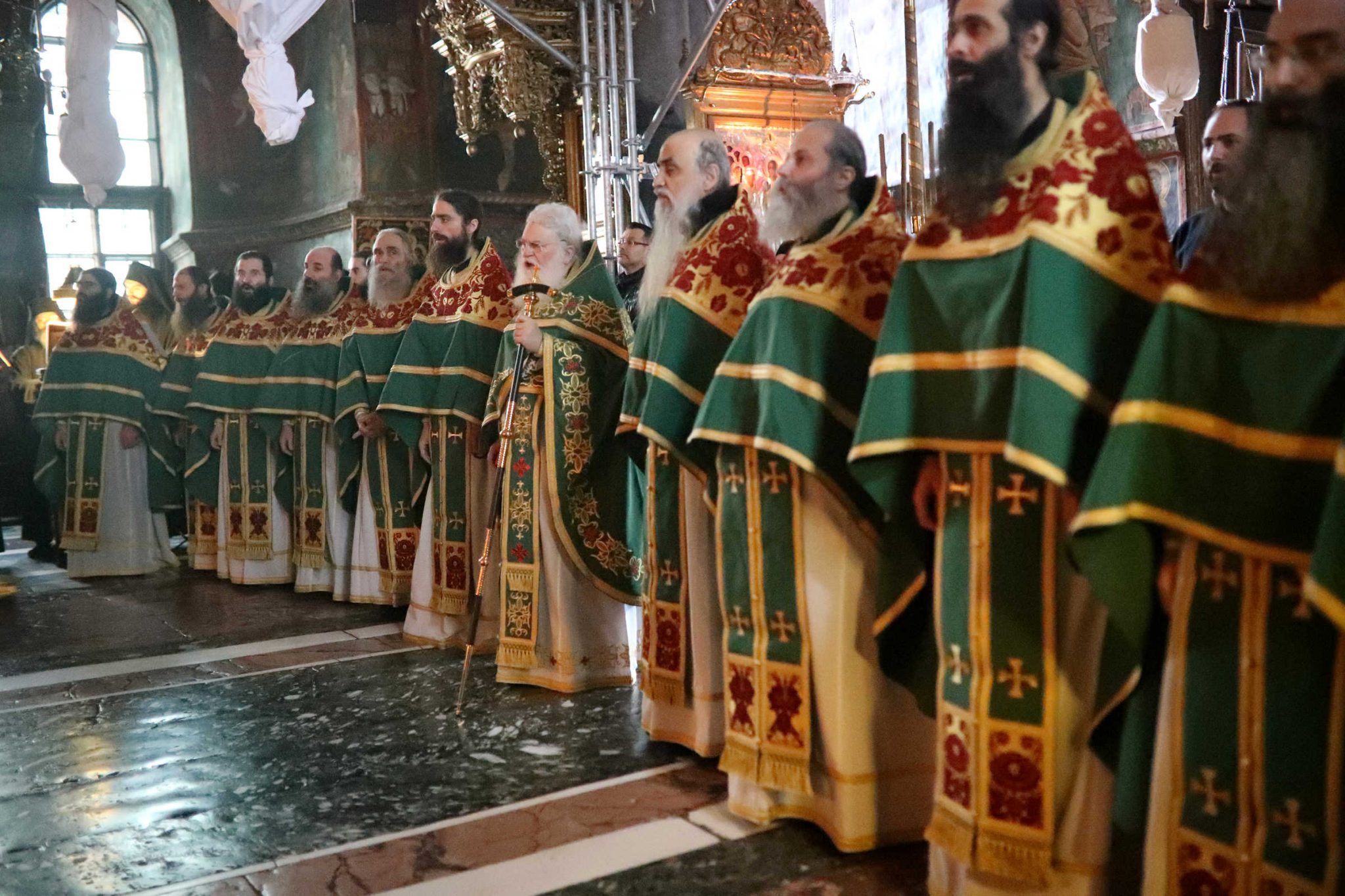 Οι Βατοπαιδινοί πατέρες στην ολονύκτια Αγρυπνία στην Θεοτόκο ...
