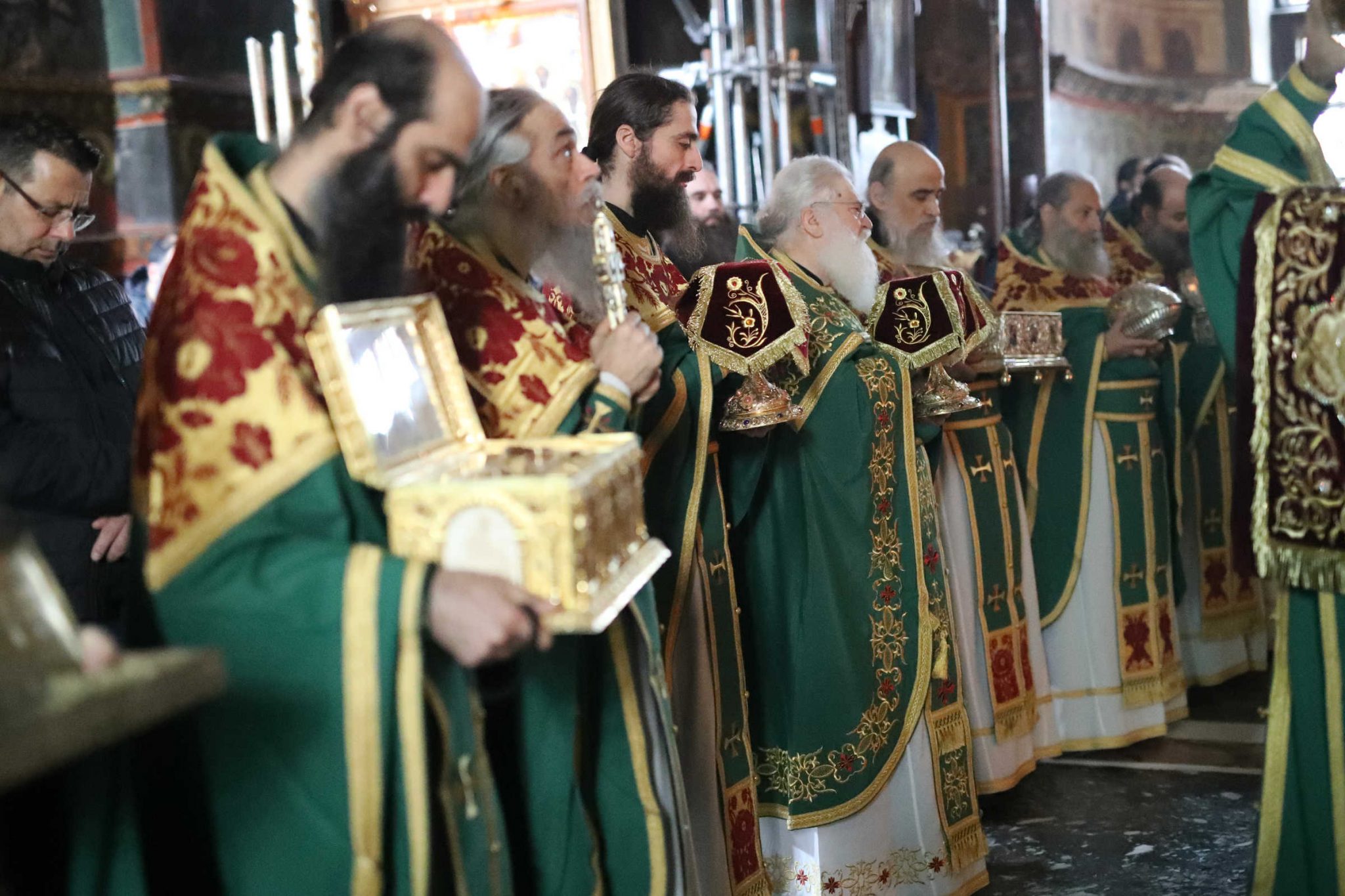 Οι Βατοπαιδινοί πατέρες στην ολονύκτια Αγρυπνία στην Θεοτόκο ...
