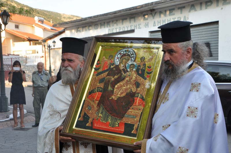 Δράμα: Εγκαίνια Ιερού Ναού Παναγίας Πετρούσης και χειροτονία ...