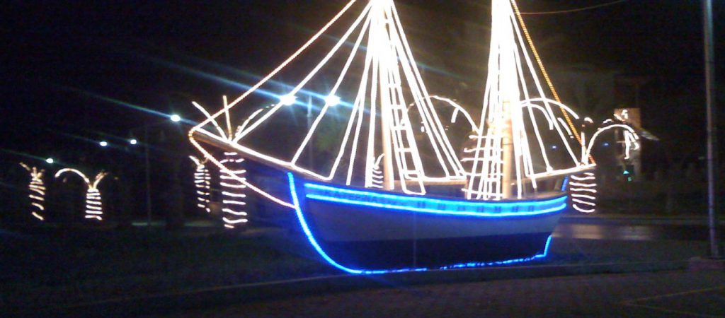 «Xριστουγεννιάτικο καράβι»: Ο συμβολισμός και το έθιμο που τείνει να ...