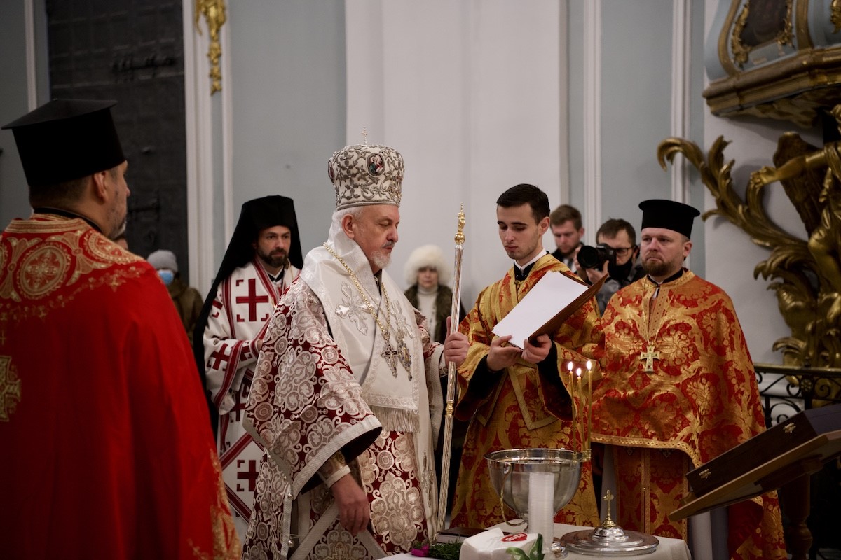 ΚΙΕΒΟ: Τελέστηκαν τα Θυρανοίξια του Σταυροπηγίου του Οικουμενικού ...