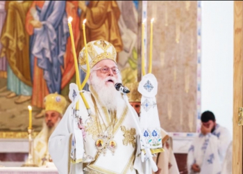 O άγιος Πορφύριος αποκαλύπτει πού βρίσκεται ο τάφος του Μεγαλέξανδρου ...