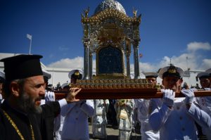 Παναγία της Τήνου: Γιατί θεωρείται θαυματουργή η εικόνα της; - Βήμα ...