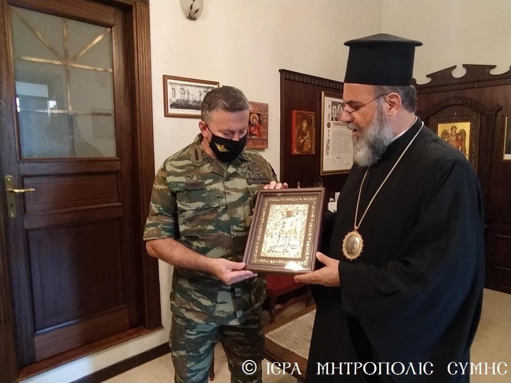Επίσκεψη του Διοικητή της ΑΣΔΕΝ στον Μητροπολίτη Σύμης - ΒΗΜΑ ΟΡΘΟΔΟΞΙΑΣ