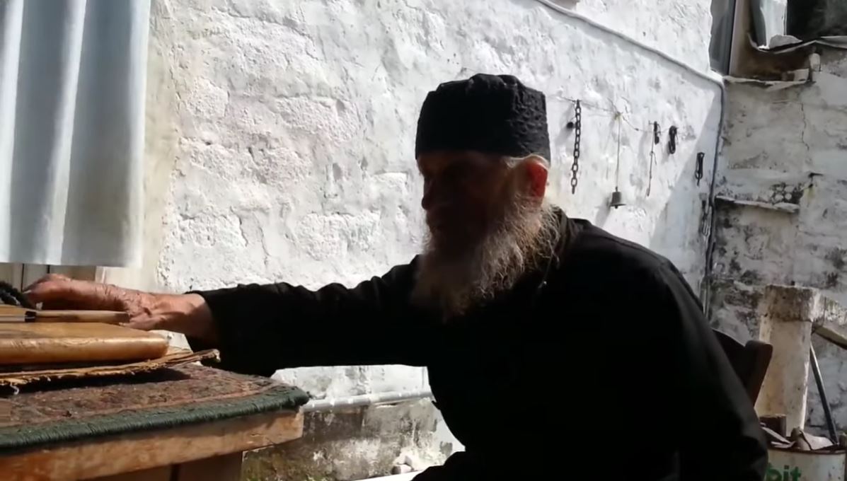 ΑΓΙΟΝ ΟΡΟΣ: Ο Γέροντας Μιχαήλ, ένας γνήσιος ασκητής -ΕΙΚΟΝΕΣ ΕΡΗΜΟΥ ...