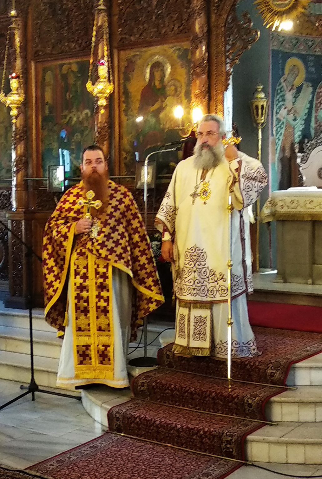 Με συγκίνηση αποχαιρέτησε το Ρέθυμνο ο νέος Αρχιεπίσκοπος Κρήτης ...