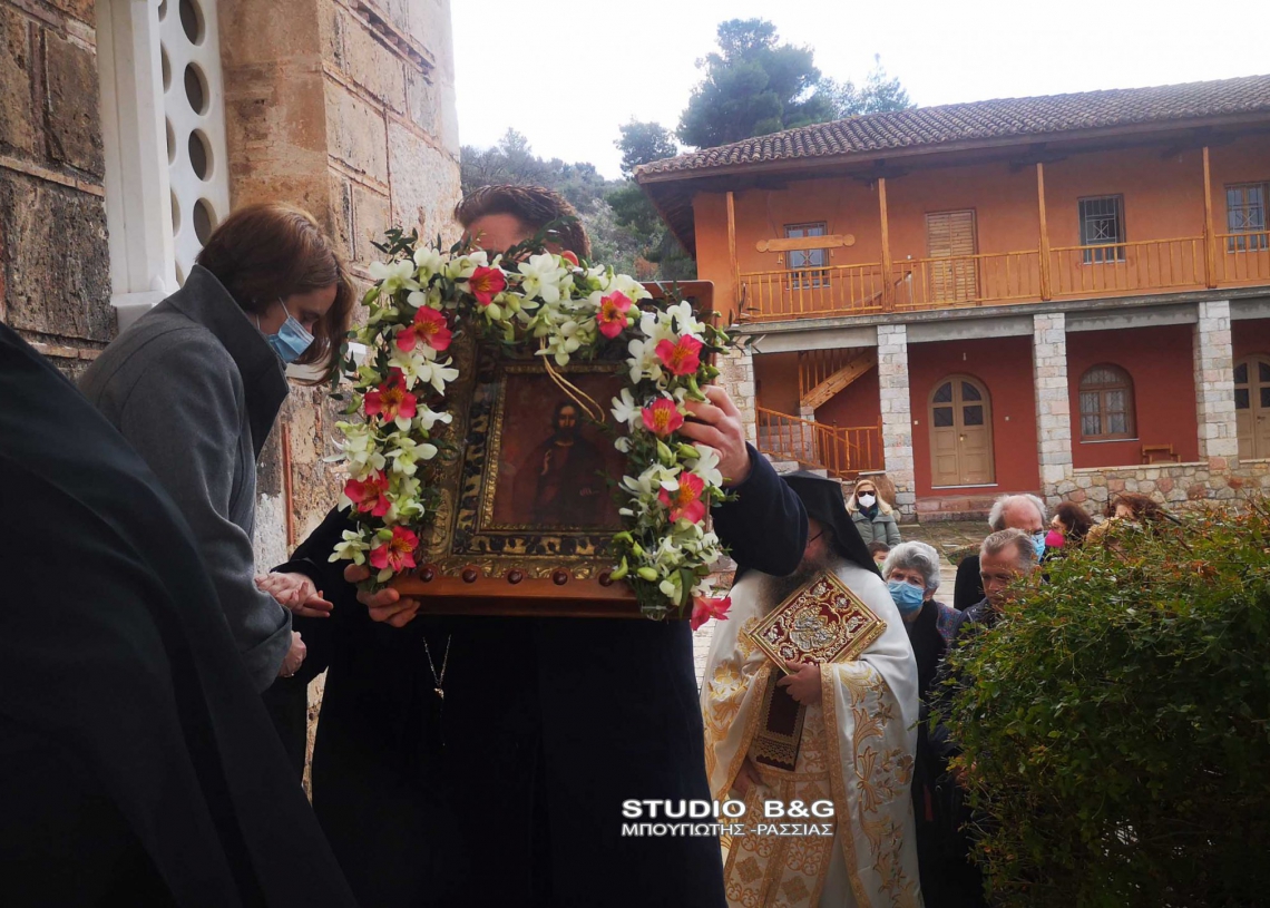 Κρήτη: Έτσι υποδέχτηκε ο Αρχιεπίσκοπος Κρήτης τον Ιερώνυμο - ΒΗΜΑ ...