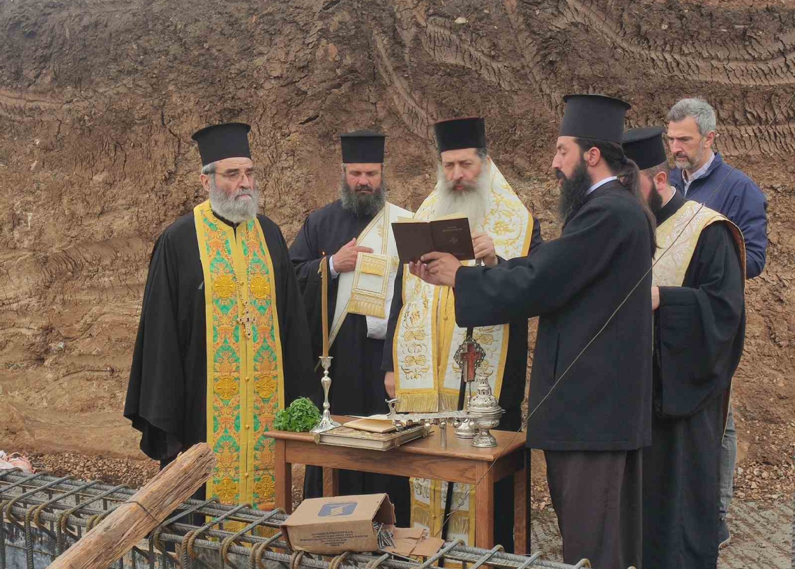 Η αληθινή ελεημοσύνη: Όταν δίνουμε αντί να φτωχαίνουμε, πλουτίζουμε ...