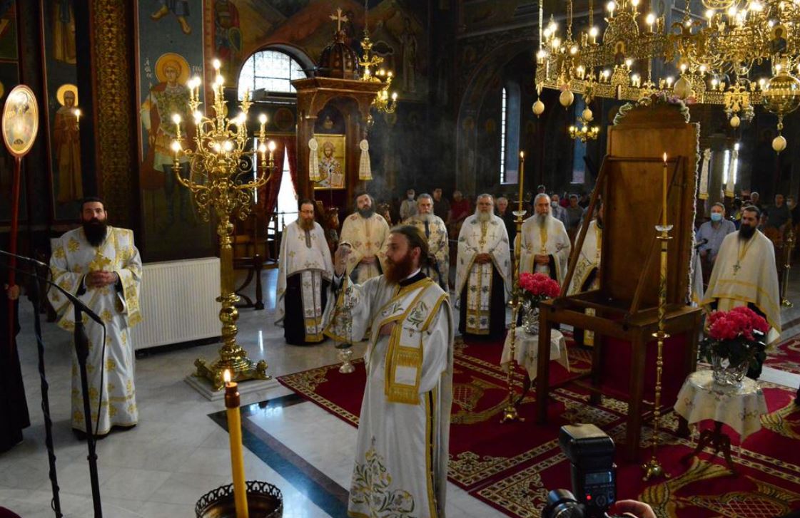 Έδεσσα: Λιτάνευση εικόνας Παναγίας Ελεούσας και Πανηγυρικός Εσπερινός ...