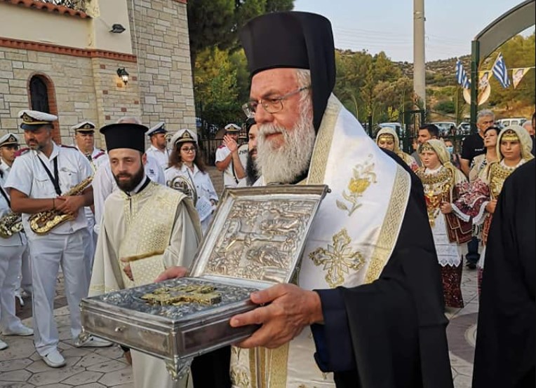 Στα Άνω Λιόσια τμήμα Τιμίου Ξύλου από την Ιερά Μονή Κουτλουμουσίου ...