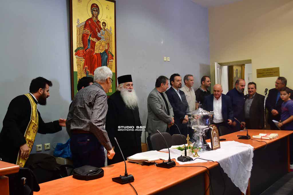 Απονομή πτυχίων – διπλωμάτων και κατατακτήριες εξετάσεις στη Σχολή ...