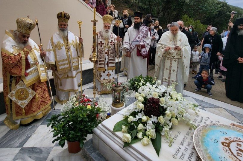 Πολυαρχιερατική Θεία Λειτουργία στην Τροιζήνα για το μνημόσυνο του ...
