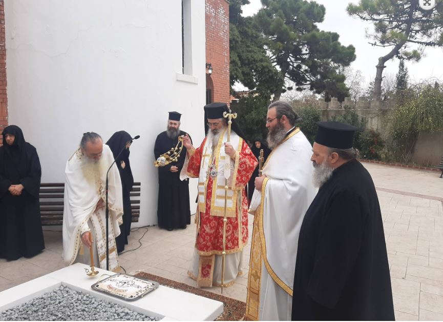 Αλεξανδρούπολη: Αρχιερατική Θεία Λειτουργία στην "Παναγία του Έβρου ...