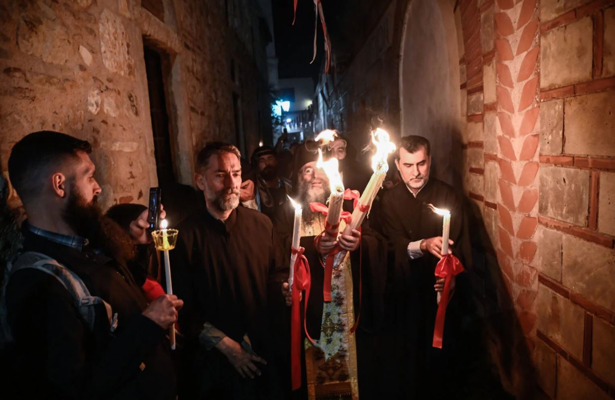 Πάσχα στην Αθήνα! Μια εκκλησία ορόσημο στην Πλάκα - Ιδού το Μετόχι του ...