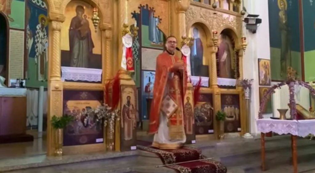 π. Χαράλαμπος Κοπανάκης: Ένας παπάς... αλλιώτικος στην Κρήτη - Τι λέει ...