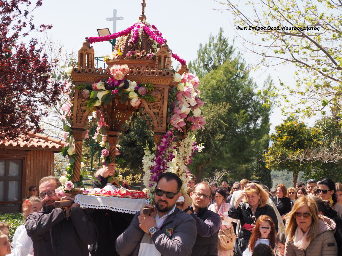 Η Περιφορά του Επιταφίου στην Ιερά Μονή Αγίων Νηπίων Οινόης - Αττικής ...
