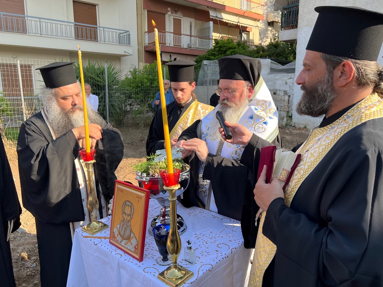 Τοποθετήθηκε ο θεμέλιος λίθος για τη Μονή Αγίου Γρηγορίου του Θεολόγου ...