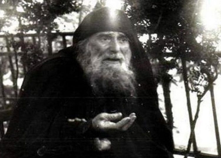 Άγιος Γαβριήλ ο δια Χριστόν Σαλός και Ομολογητής: Τι έβλεπε από τον ...