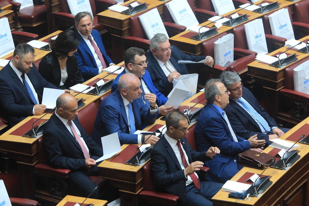 Στη Βουλή οι 10 βουλευτές του κόμματος “ΝΙΚΗ” - ΒΗΜΑ ΟΡΘΟΔΟΞΙΑΣ