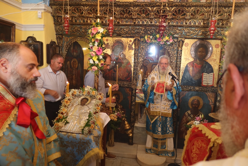 ΜΥΚΟΝΟΣ: Ο Σύρου Δωρόθεος στην Ιερά Μονή Παλαιοκάστρου της Άνω Μεράς ...