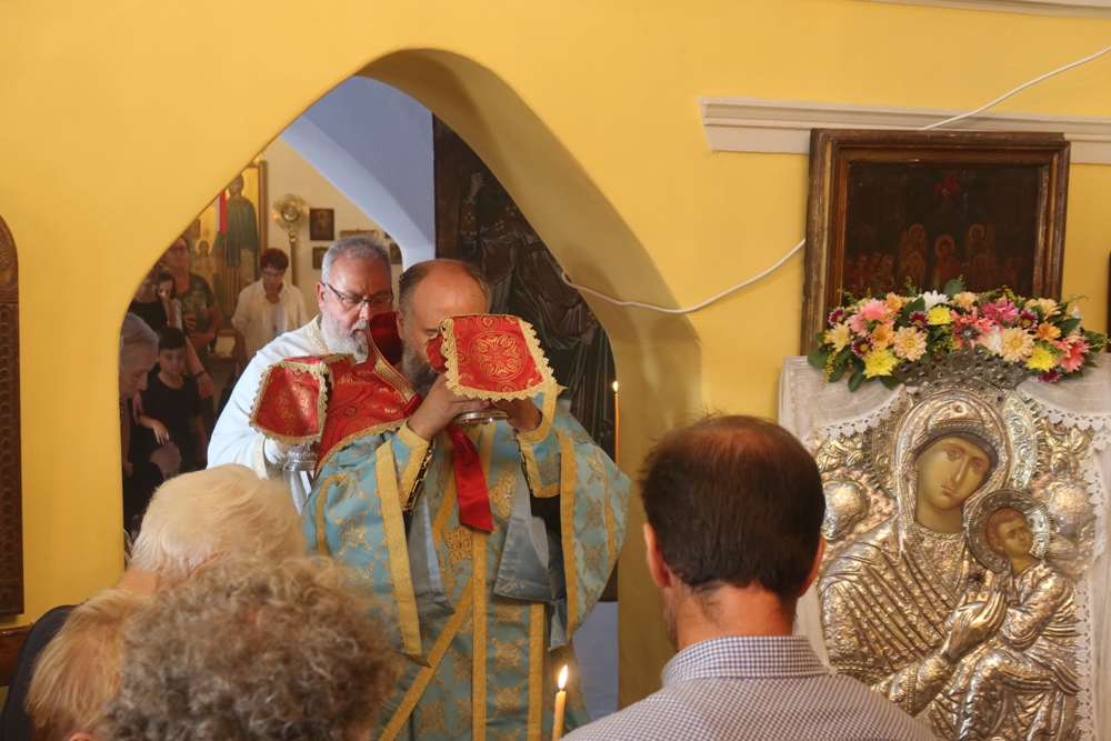 ΜΥΚΟΝΟΣ: Ο Σύρου Δωρόθεος στην Ιερά Μονή Παλαιοκάστρου της Άνω Μεράς ...