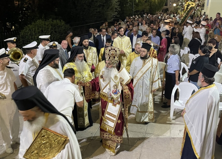 Οι χτύποι στον τάφο του Άγιου Νεκτάριου – Βίντεο που προκαλεί ΔΕΟΣ και ...