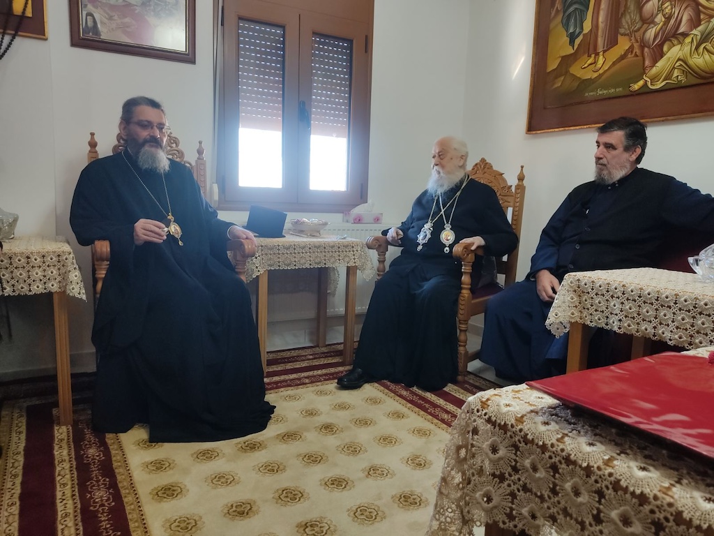 ΕΥΓΕ!! Στον προκάτοχό του ο νέος Μητροπολίτης Παραμυθίας - ΒΗΜΑ ΟΡΘΟΔΟΞΙΑΣ
