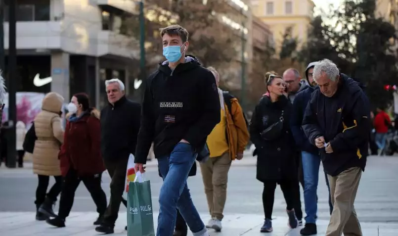 Τα κρούσματα της Covid-19 αυξάνονται και οι μάσκες επανέρχονται - ΒΗΜΑ ...