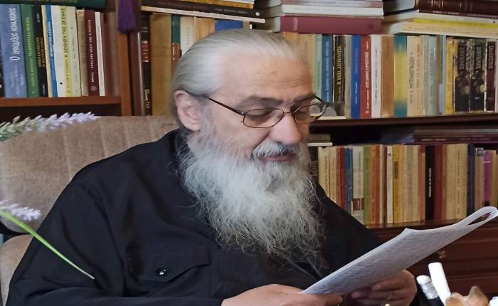 Ο Αρχιμ. Κύριλλος Κωστόπουλος για τον γάμο των ομοφυλόφιλων και την ...