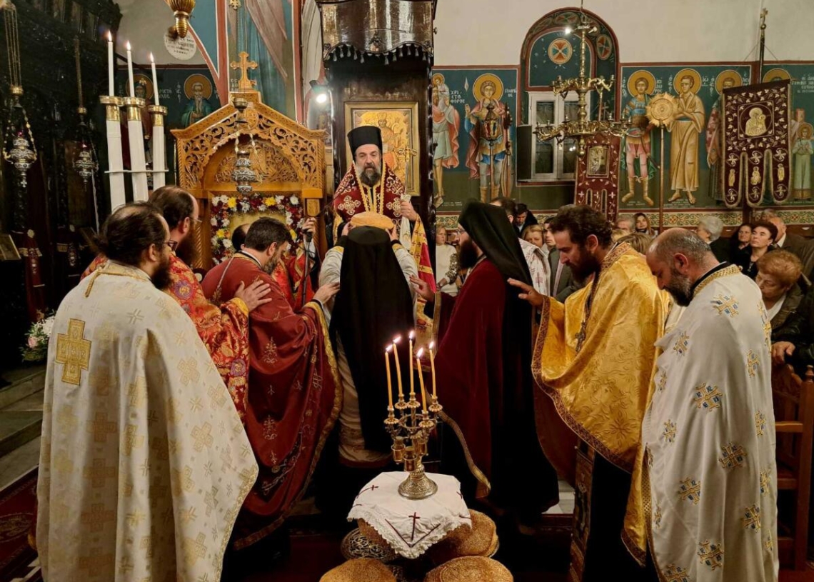 Αγία Άννα: Αυτή είναι η ευχή που λύνει τα δεσμά της ατεκνίας και της ...