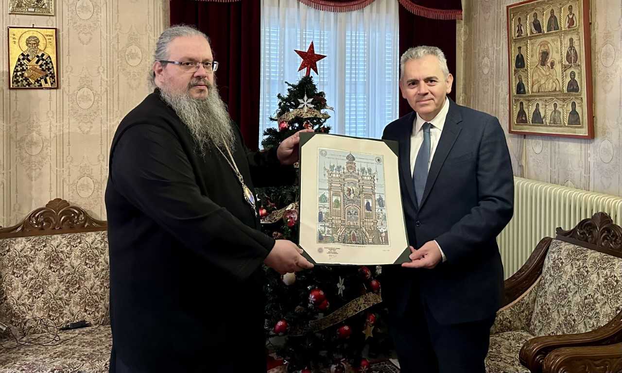 O Mάξιμος Χαρακόπουλος στον Λαρίσης Ιερώνυμος: Συναντίληψη για γάμο ...