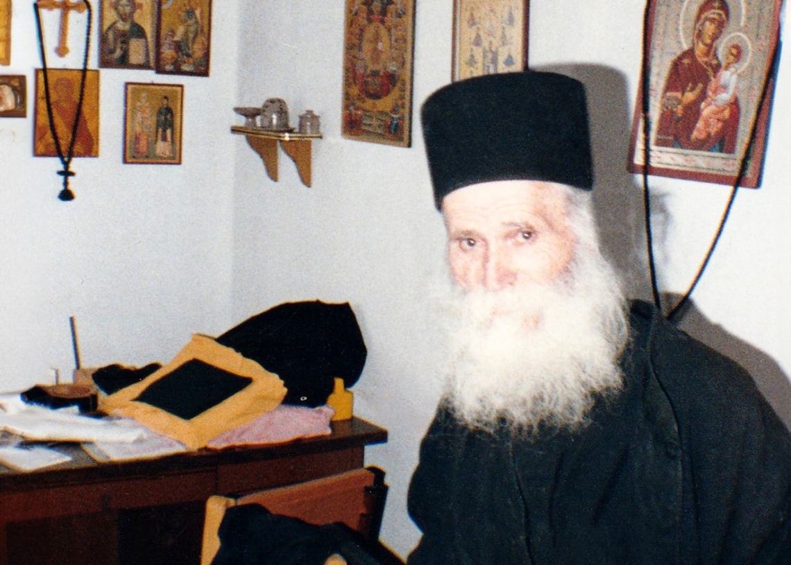 Όταν πέφτεις στο κρεβάτι θα λες: «Θεοτόκε Παρθένε» και το «αναστήτω ο ...
