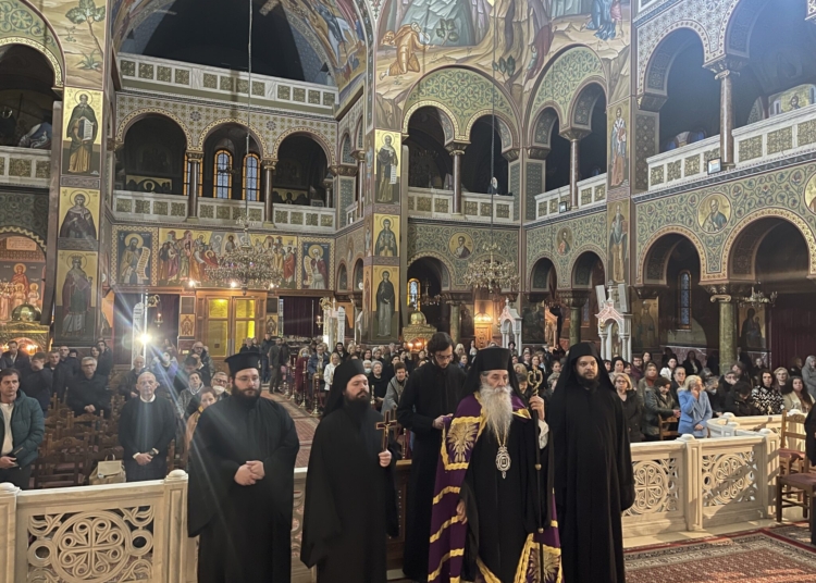 Καταπέλτης η Ι.Μ. Πειραιώς: «Προτείνονται προς αγιοκατάταξη "συμπαθείς ...