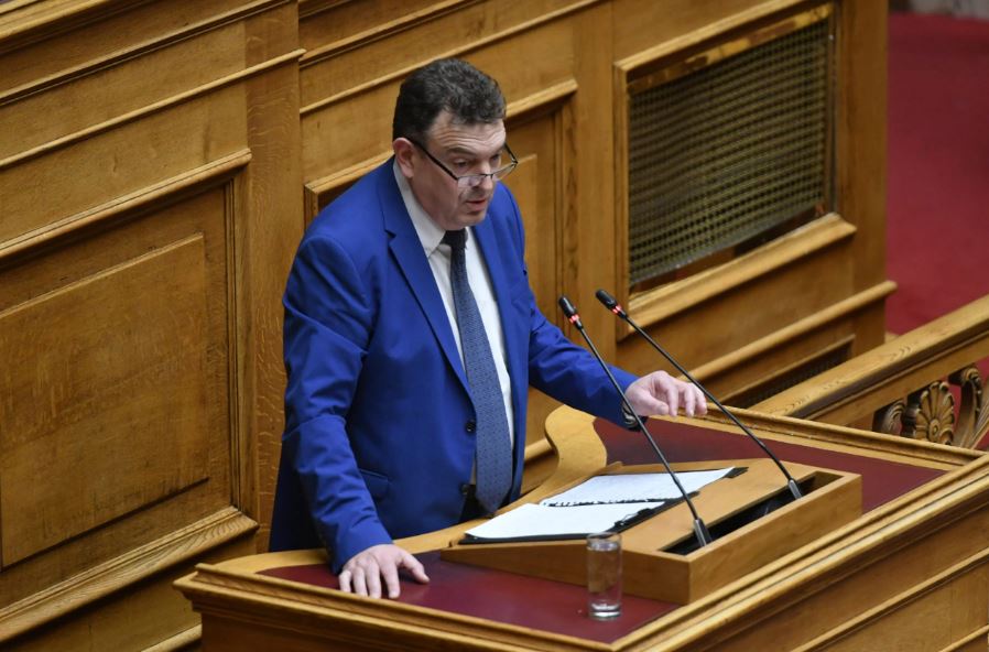 Χαμός στη Βουλή! Ο Νίκος Παπαδόπουλος της ΝΙΚΗΣ: «Θα δούμε και ...