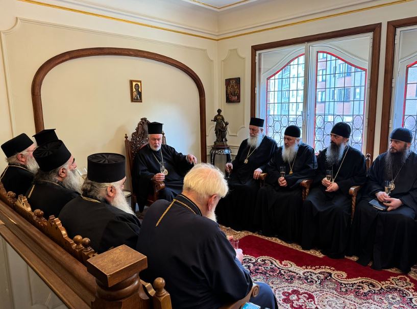 ΒΕΛΓΙΟ: Ιεράρχες, κληρικοί και μοναχές από το Πατριαρχείο Γεωργίας στην ...