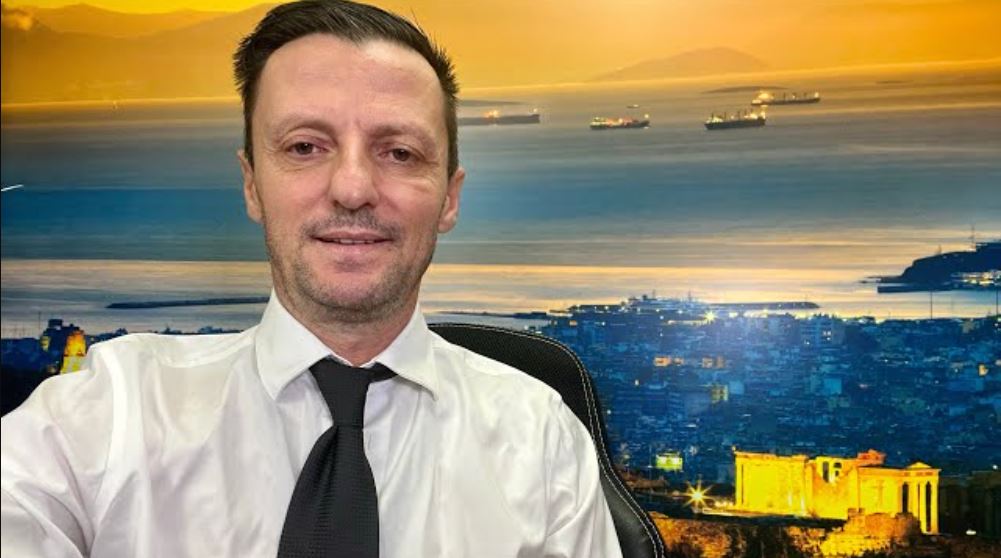 Ανω -Κάτω με τον Ελπιδοφόρο! ΜΗΤΣΟΤΑΚΗΣ και ΚΑΣΣΕΛΑΚΗΣ στο ανακάτεμα ...
