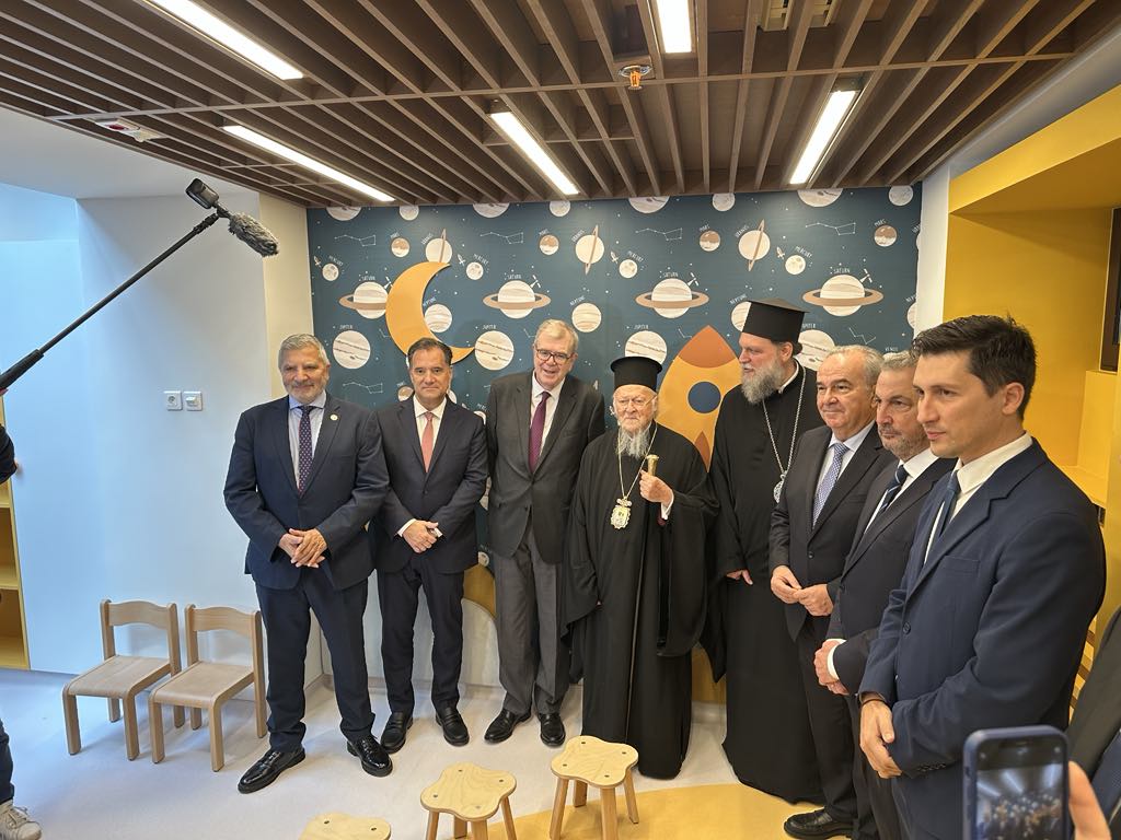 Ο Οικ. Πατριάρχης στο Ιωνικό Κέντρο και στο Μετόχι της Μονής Ξενοφώντος ...