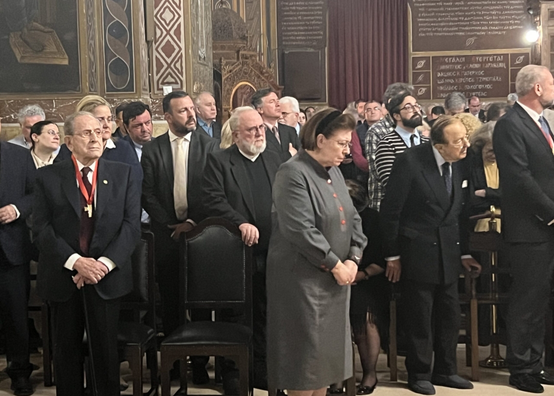 Η ΕΝΩΜΕΝΗ ΡΩΜΙΟΣΥΝΗ κοντά στα ήθη και έθιμα των ΕΛΛΗΝΩΝ !!! - ΒΗΜΑ ...