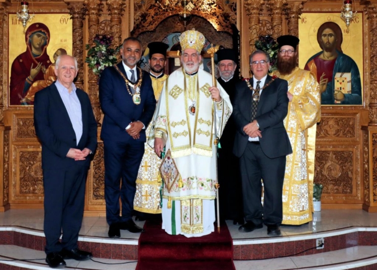 Η ΕΝΩΜΕΝΗ ΡΩΜΙΟΣΥΝΗ κοντά στα ήθη και έθιμα των ΕΛΛΗΝΩΝ !!! - ΒΗΜΑ ...