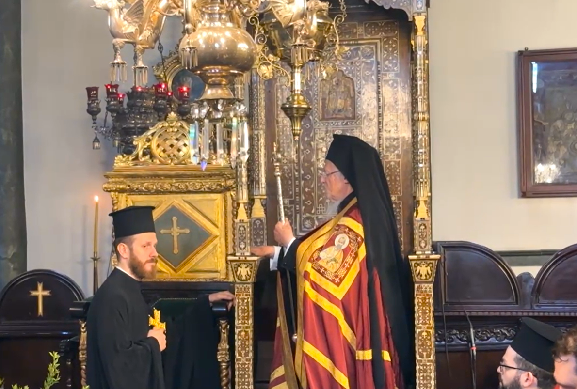 «Ωσαννά εν τοις υψίστοις» – Μεγαλοπρεπής Θεία Λειτουργία των Βαΐων στο ...