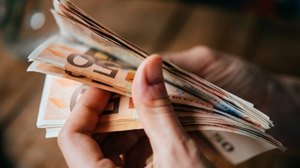 ΕΝΗΜΕΡΩΣΗ ΣΥΝΤΑΞΙΟΥΧΩΝ -Δώρο Πάσχα 2025 και αναδρομικά στις συντάξεις ...
